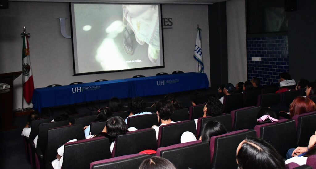 Cinegro se presenta en el Cineclub Universitario "En corto" de la ...